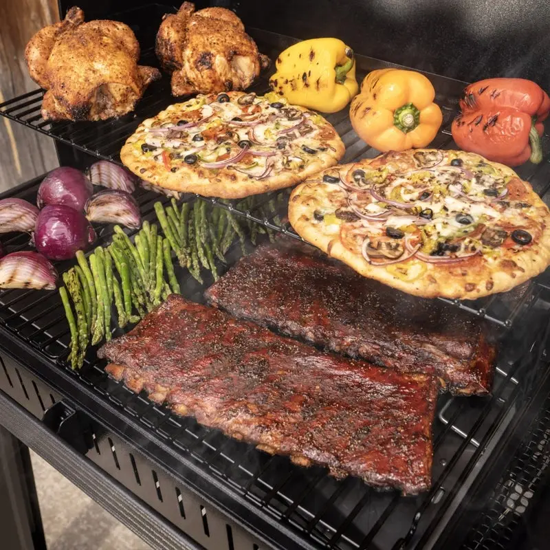 Traeger Woodridge Pellet Grill | RC Willey
